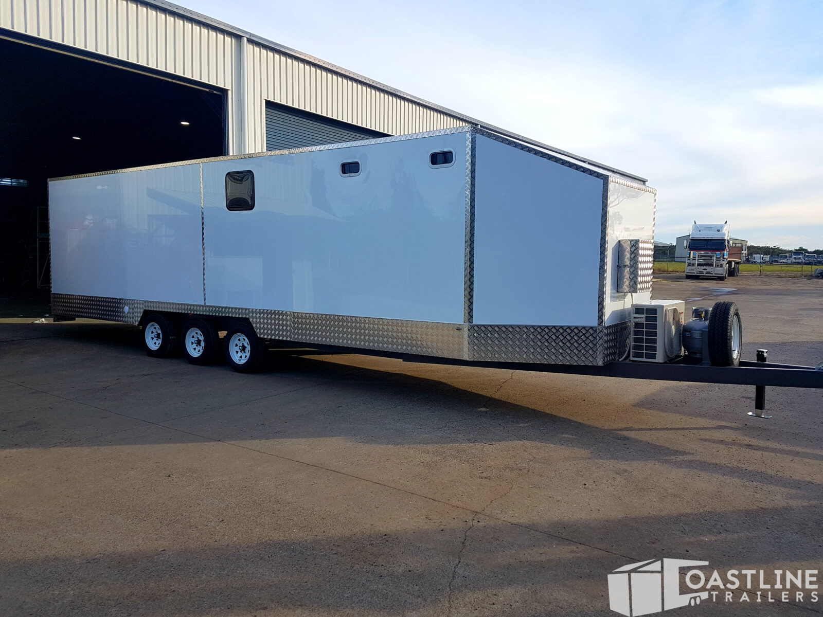 Home | Coastline Trailers Quality Enclosed
